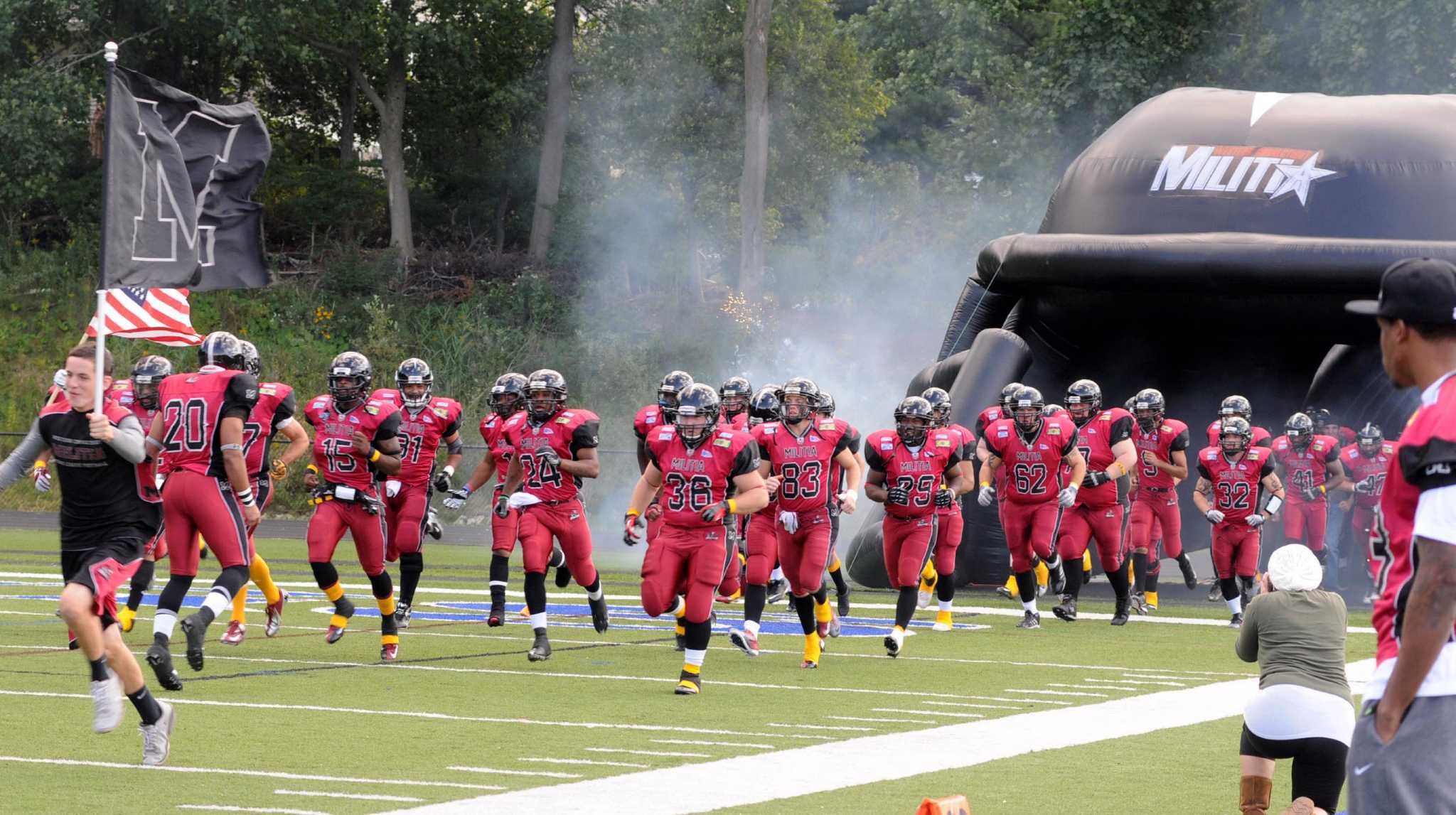 Militia rally past rival Bearcats, clinch division title