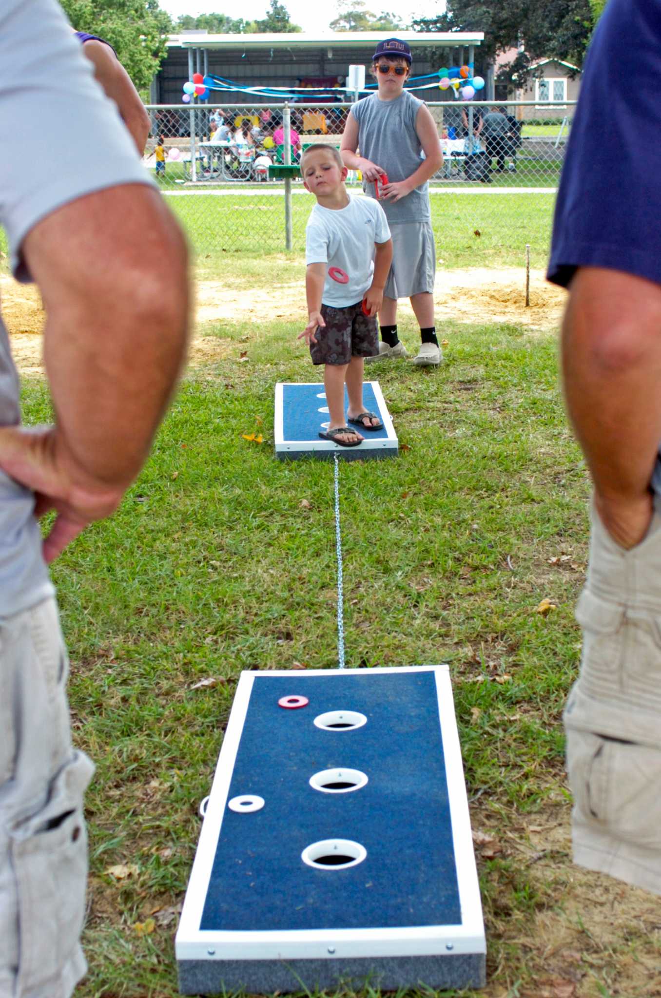 Washer board contest brings "rural fun" to Groves