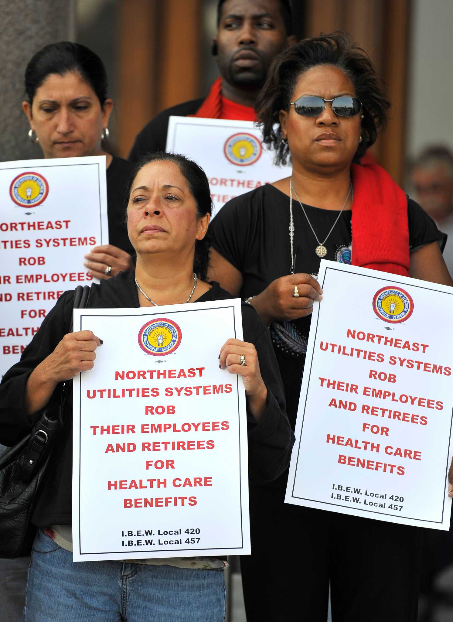 CL&P workers: Staff reductions putting state at risk
