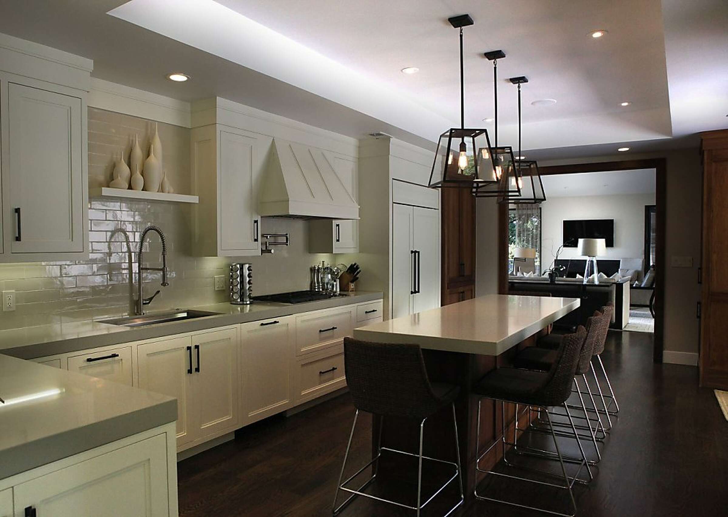 Hospitality in resort designer's own home