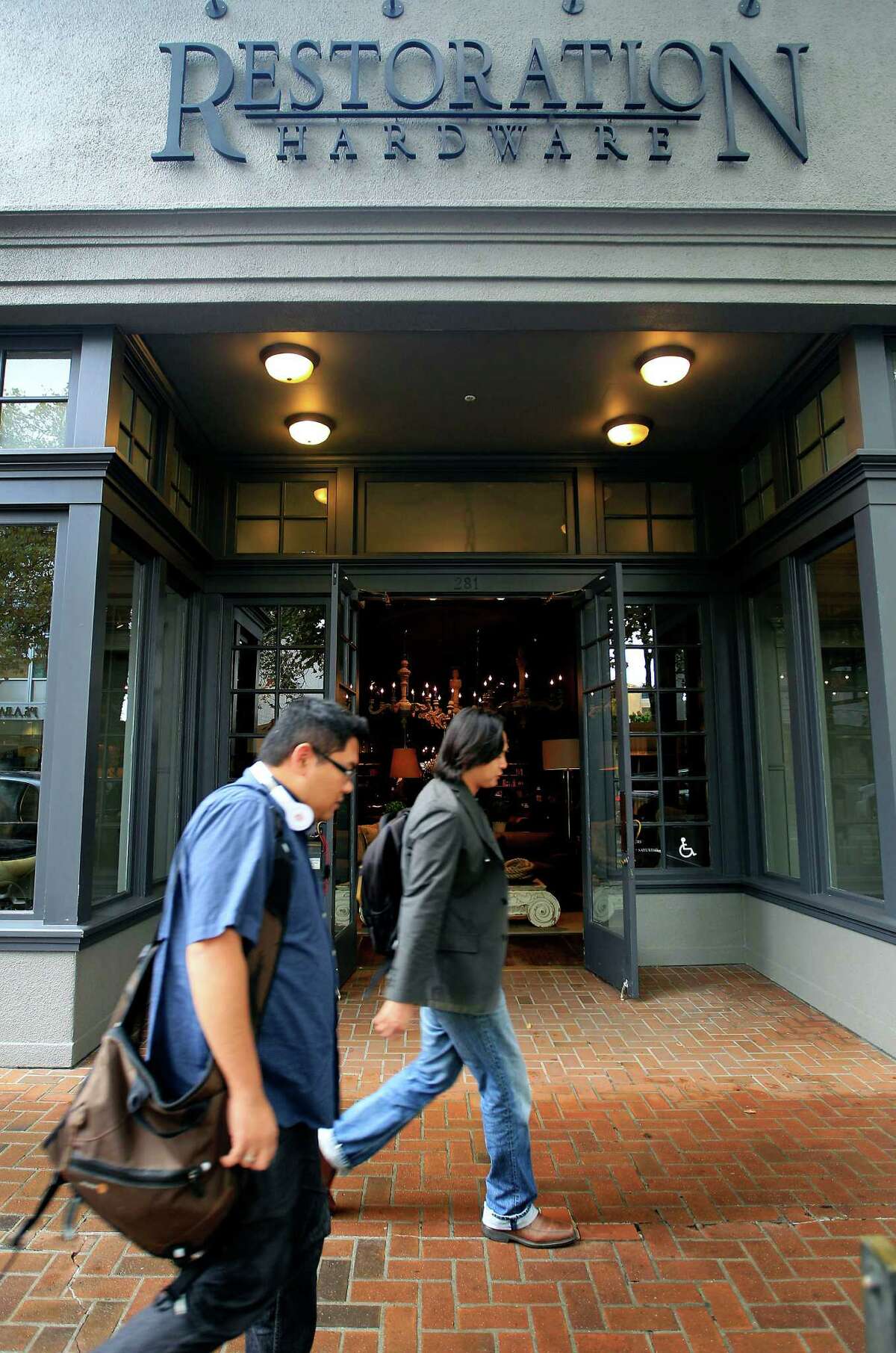 Restoration Hardware keeps it old-school