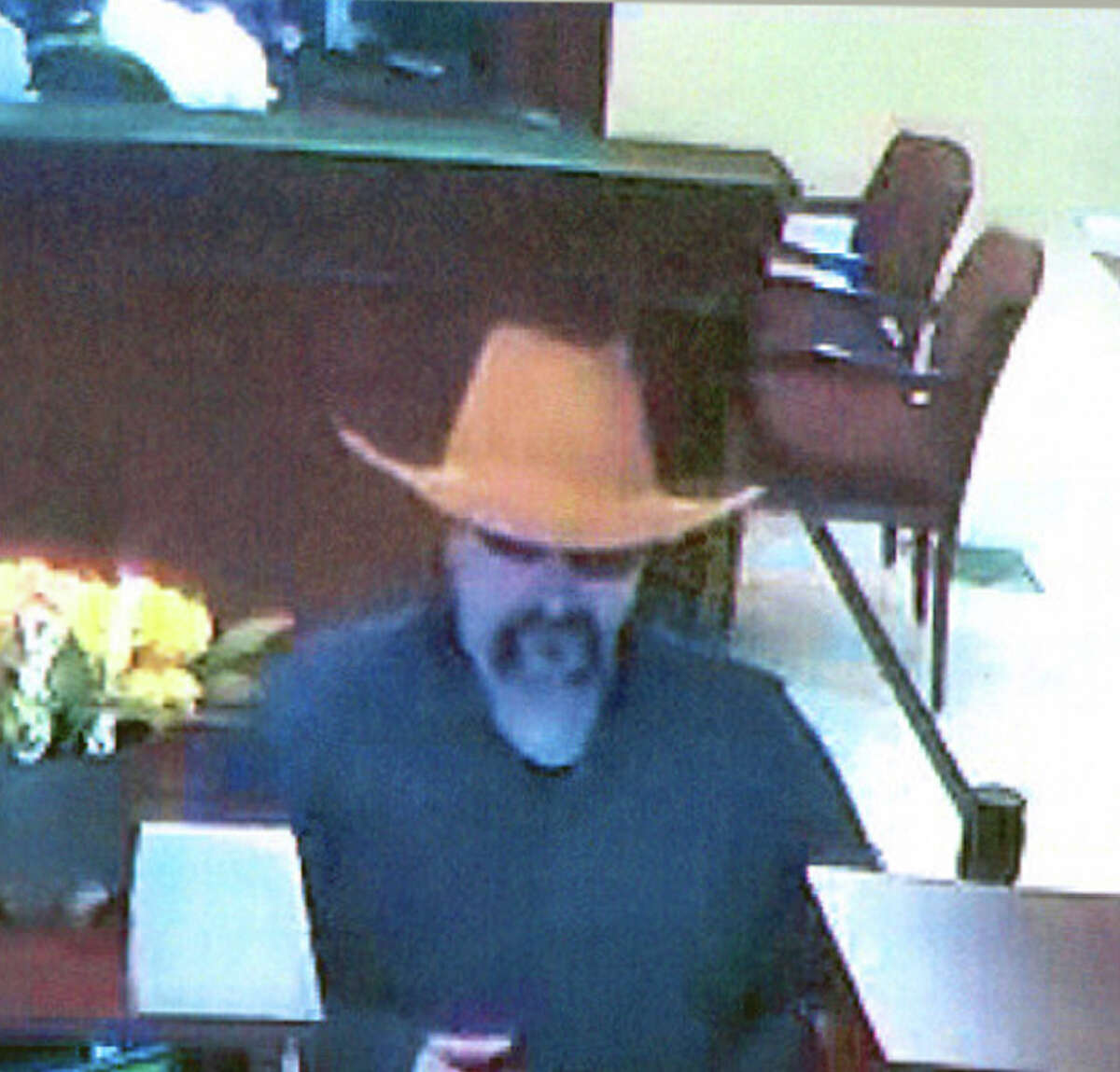 FBI investigating two armed bank robberies that happened within minutes