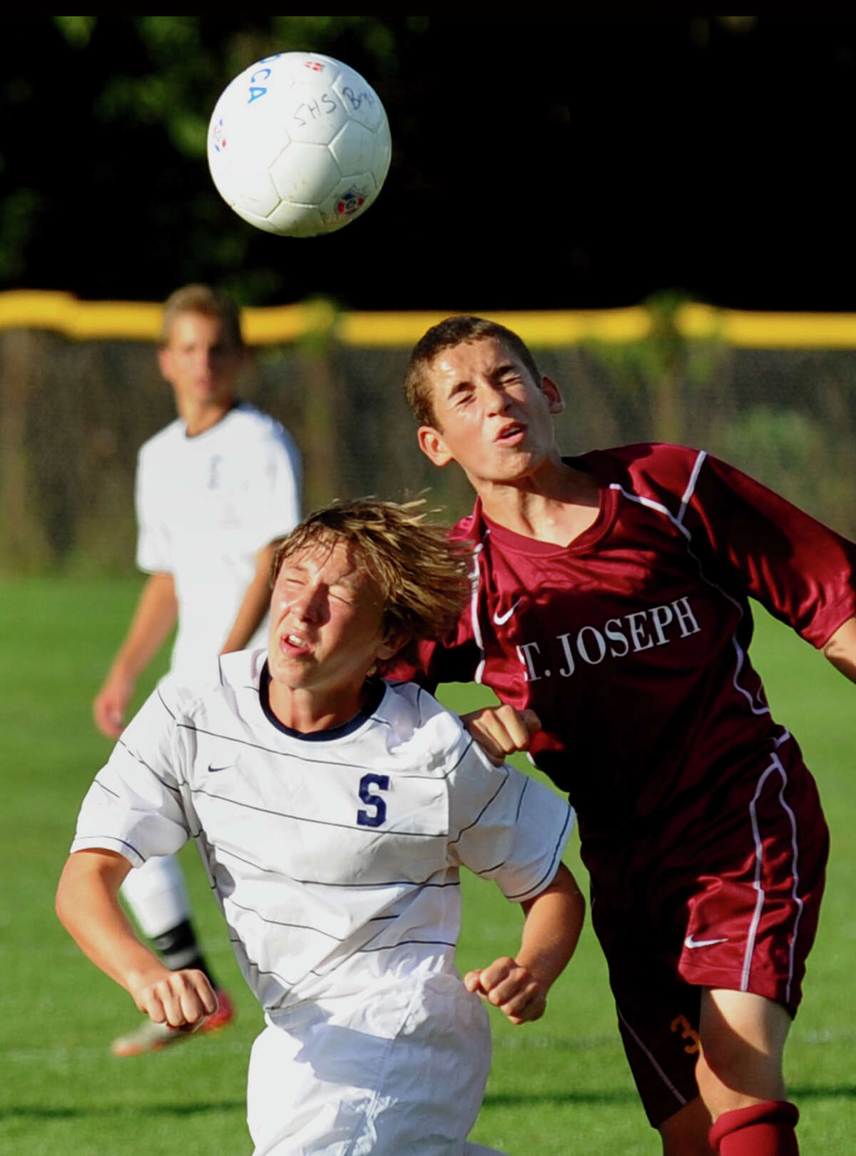 Puchala heads Staples boys soccer over St. Joseph