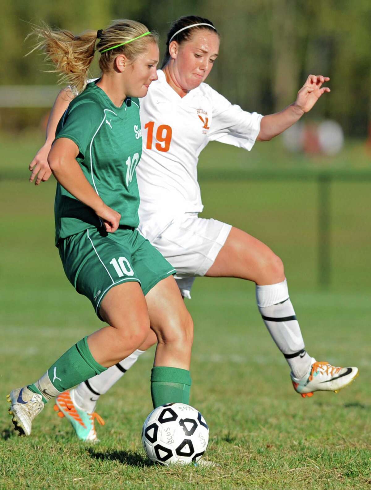 Shen foils tough rival Bethlehem