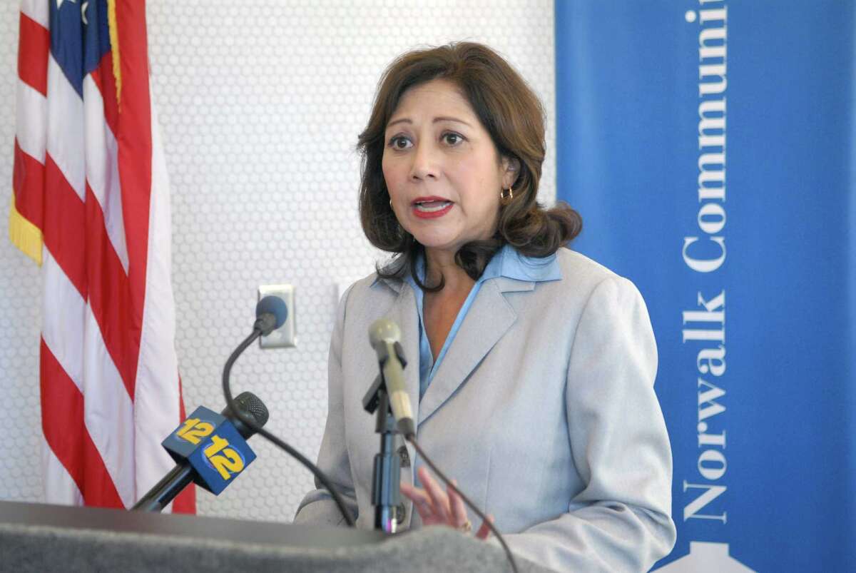 U.S. labor secretary delivers grant to NCC