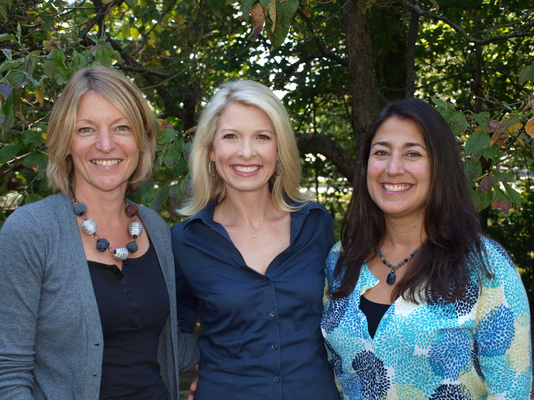 YW girls' mentoring program taking applicants