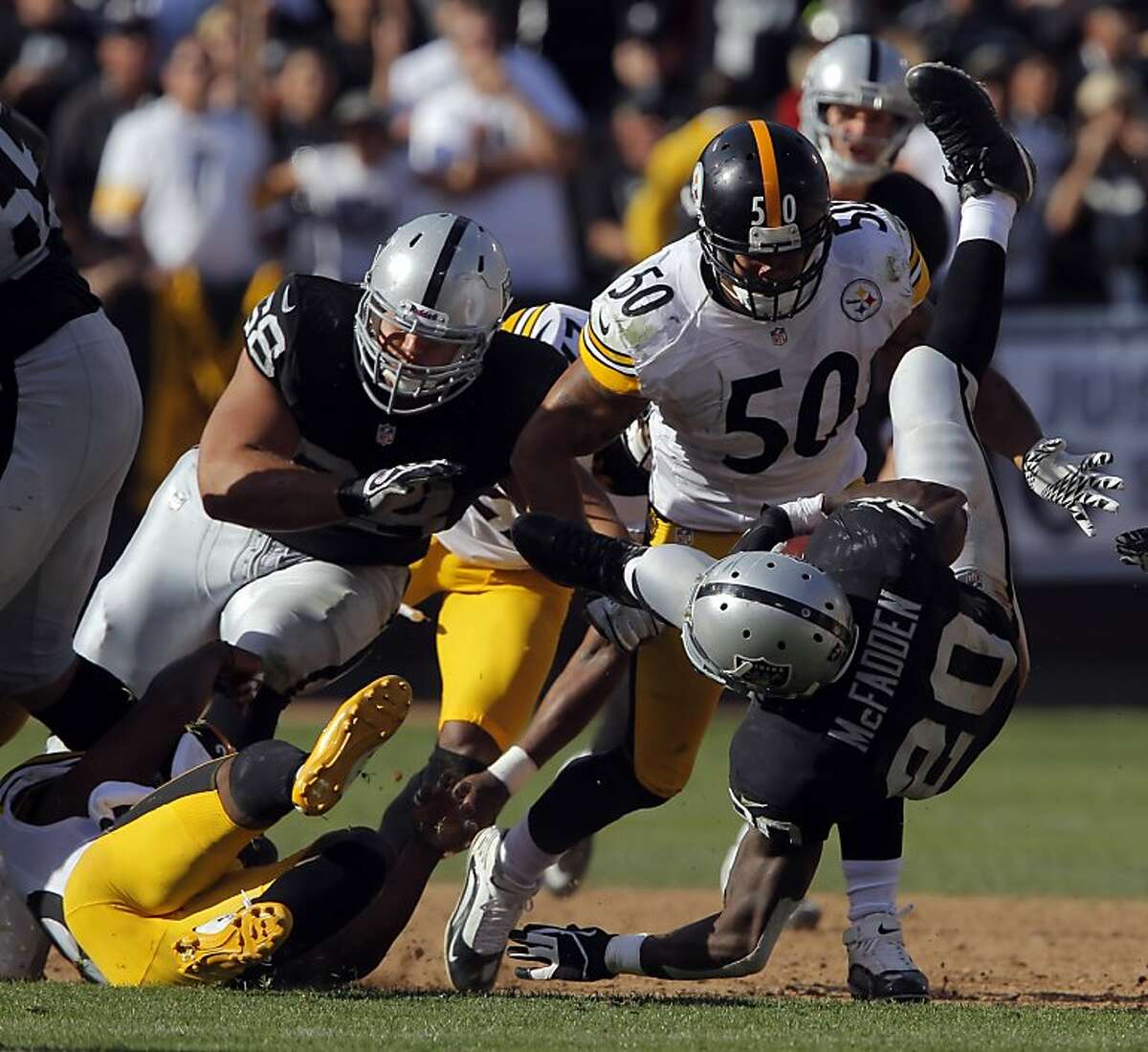 Janikowski kicks Raiders past Steelers