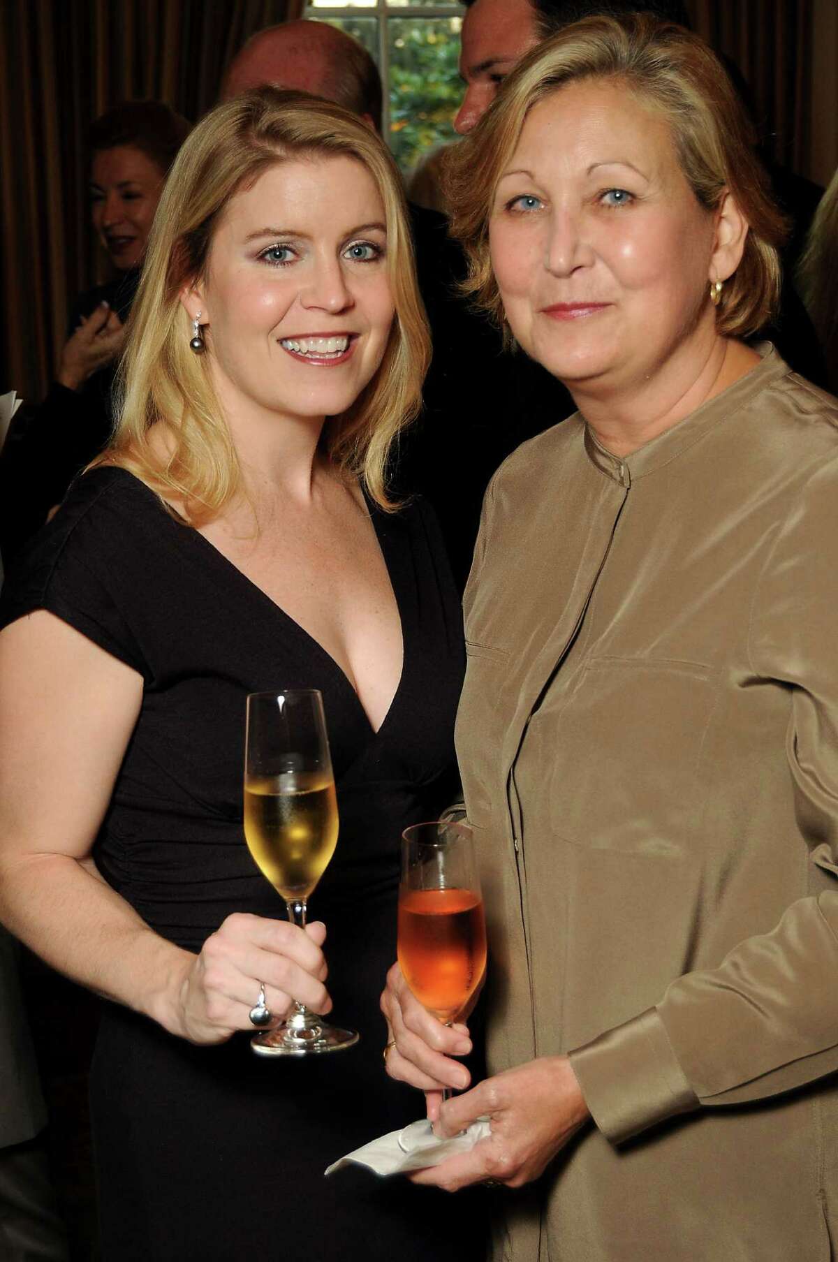 Best Cellars celebrity dinner features Lee Ann Womack