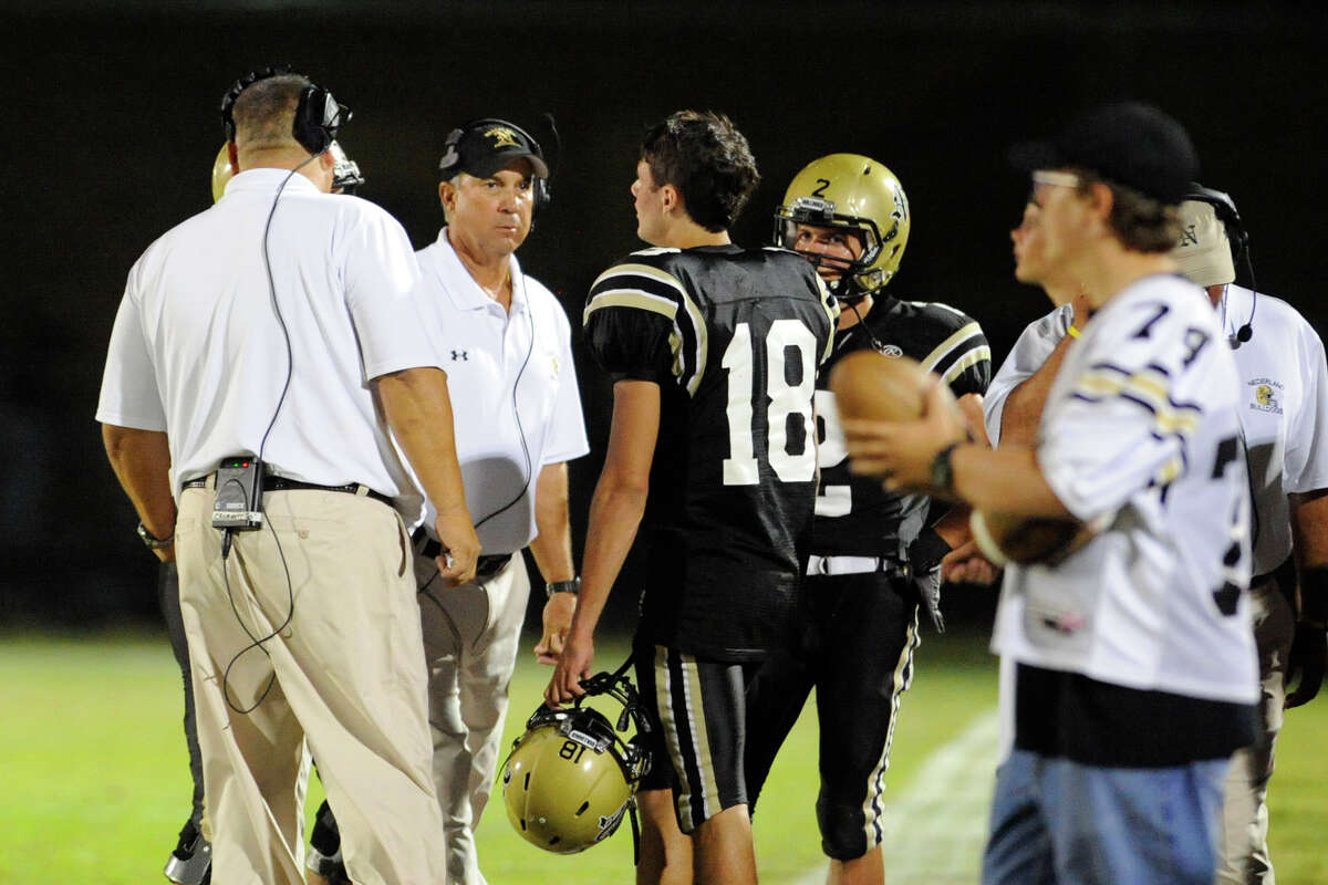 Neumann still winning in 20th season at Nederland