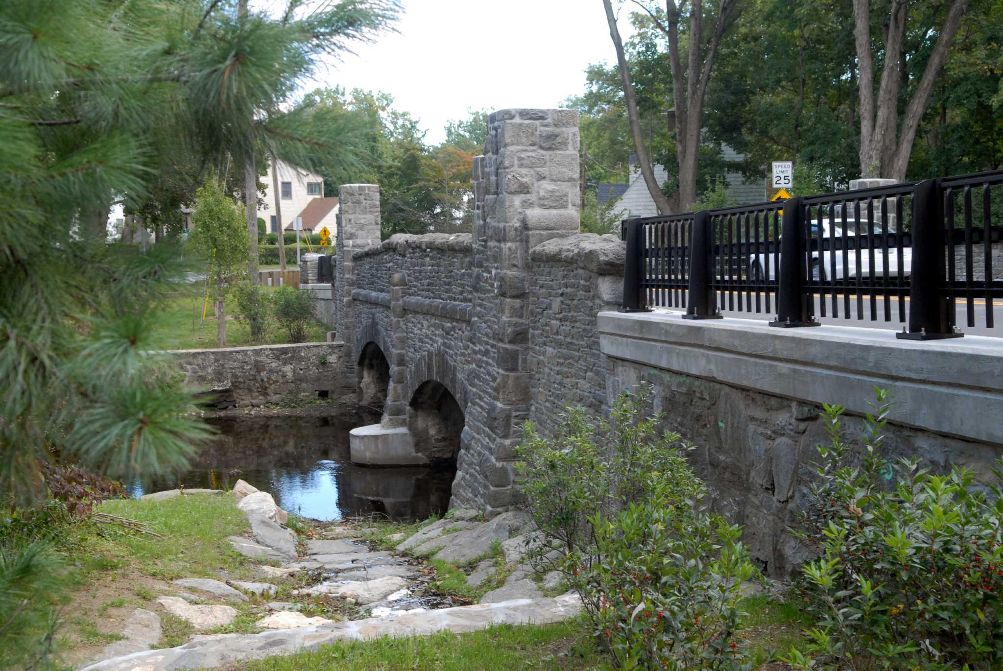 City rededicates Cold Spring Road bridge
