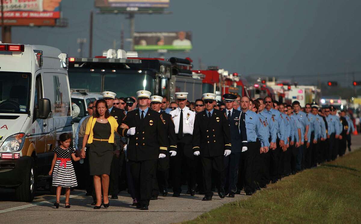 Service for a fallen firefighter