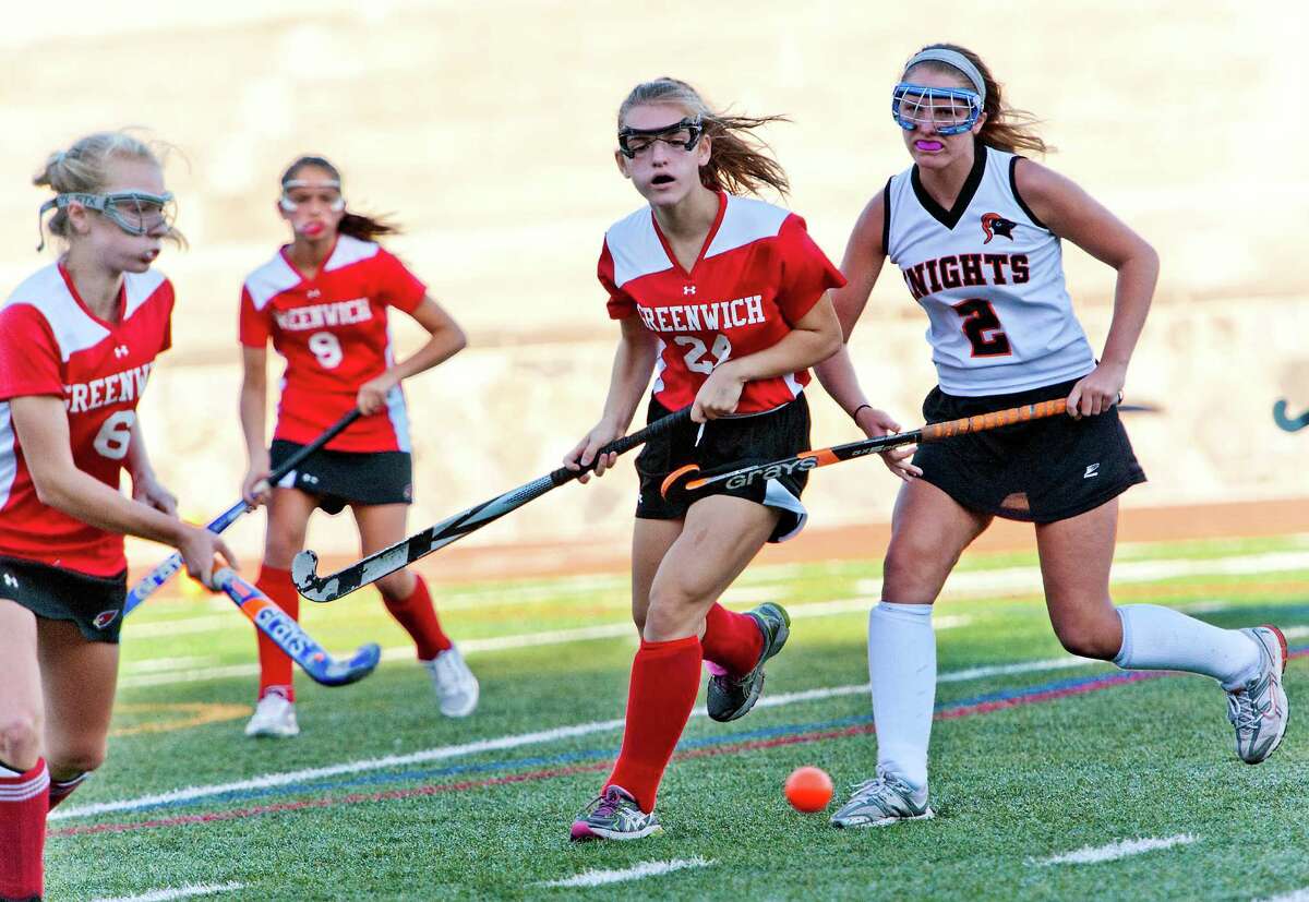 Greenwich awakes late, tops Stamford in field hockey 2-1