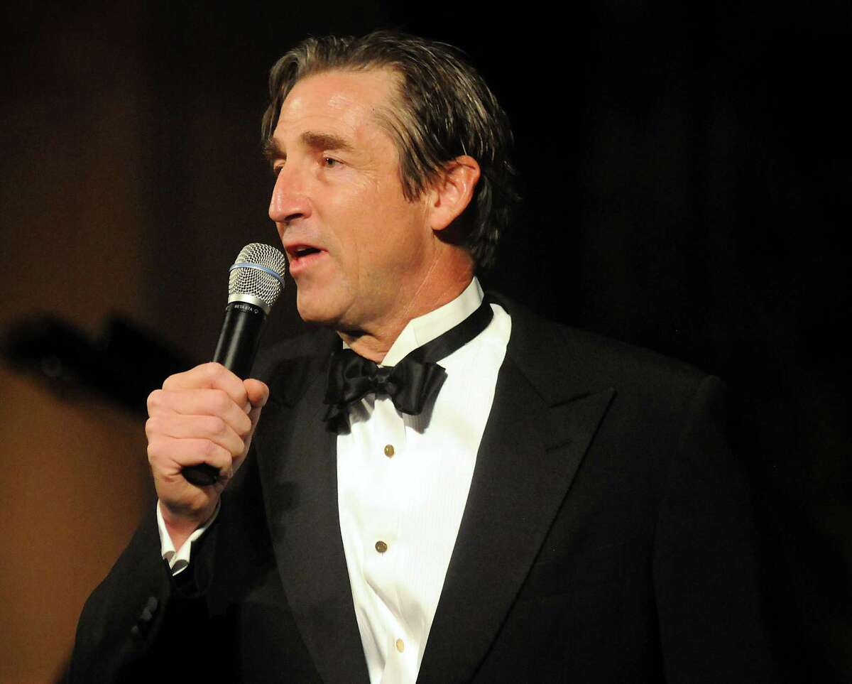 'Singing With the Houston Idols' benefits HGO