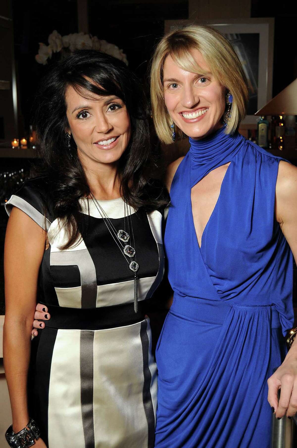 'Singing With the Houston Idols' benefits HGO