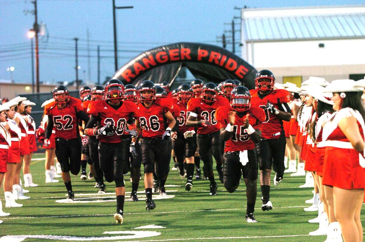 Football: Mustangs, Rangers to go toe to toe