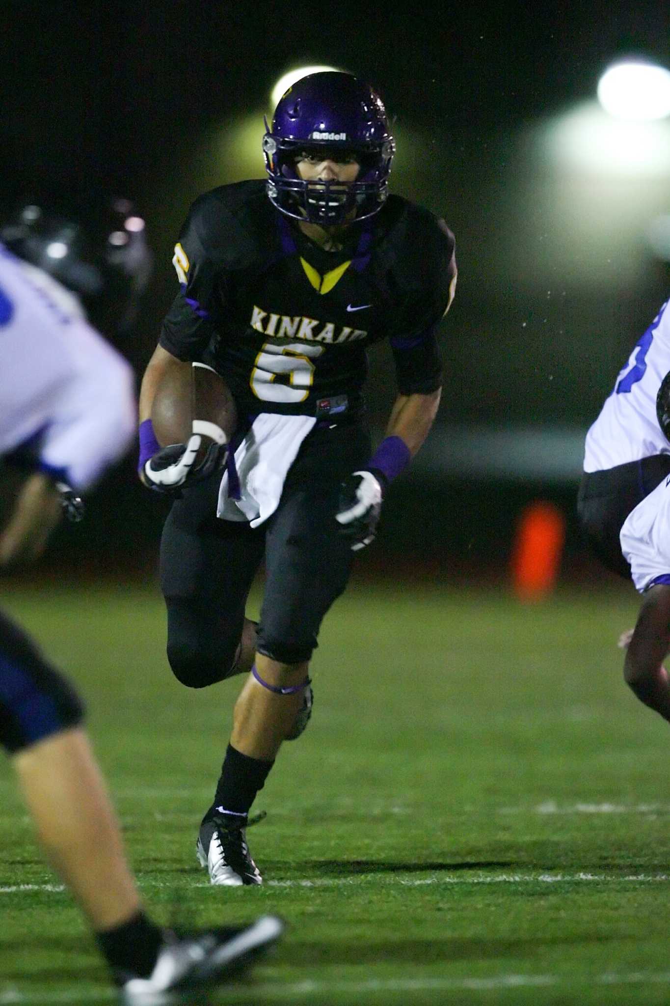 Football: Young Kinkaid learns from mistakes