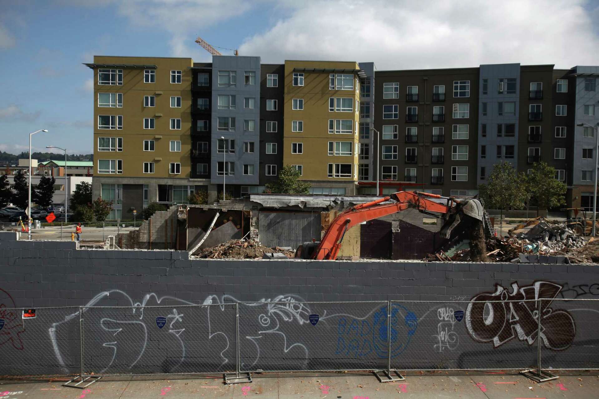 'Skoochies kids' reminisce as former underage club is torn down
