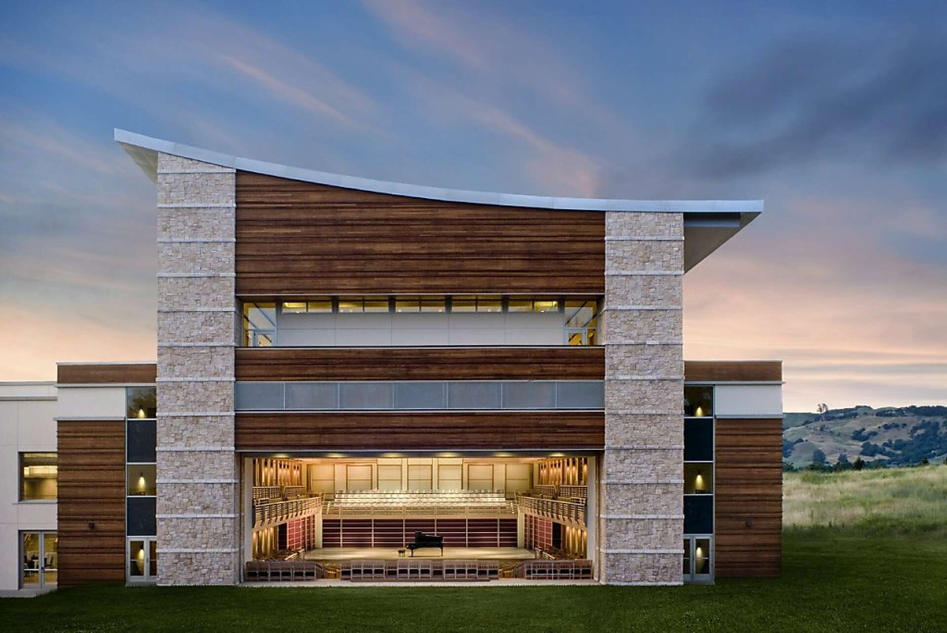 Weill Hall takes a bow at its opening
