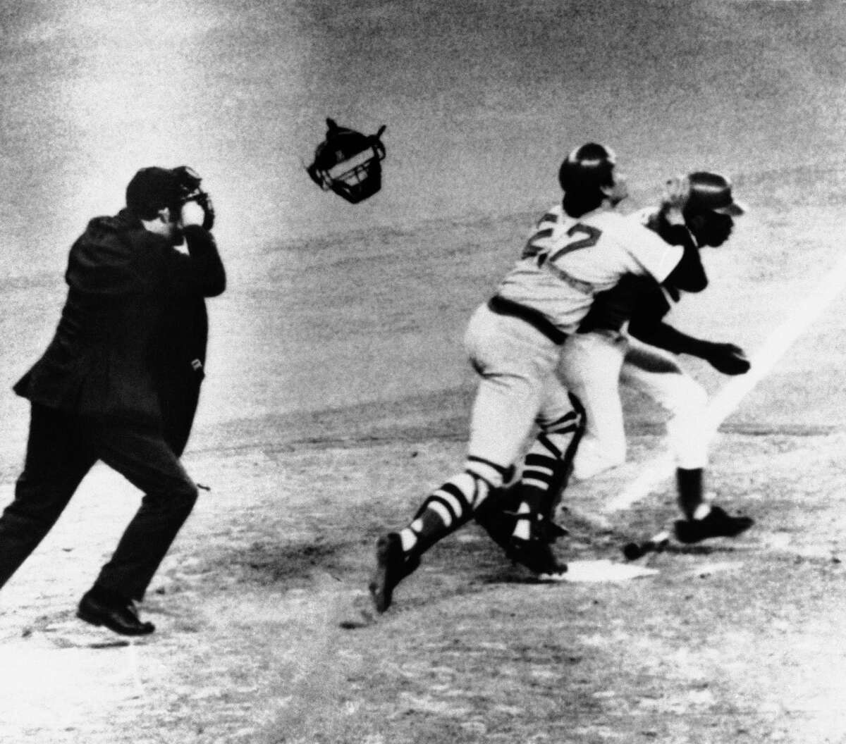 You make the call: Questionable calls in sports history