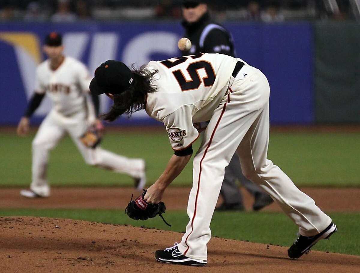 Lincecum, Giants lose to D'backs, 7-2