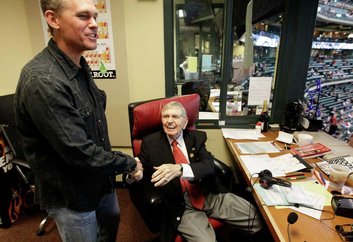 Astros' Milo Hamilton signs off with style in final home game