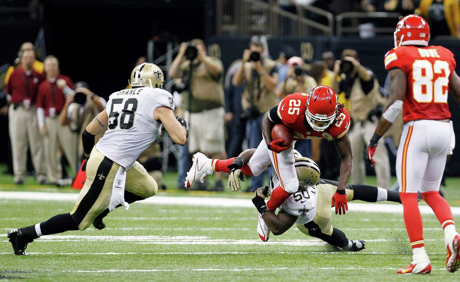 Charles named AFC player of the week