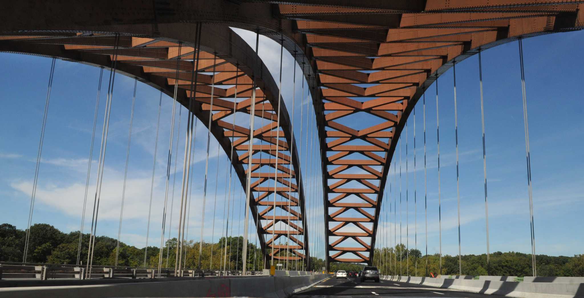 Tourism trumps bridge work