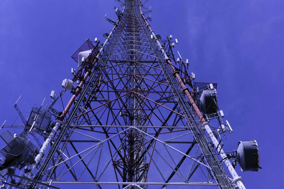 Crown Castle scales the heights for towers