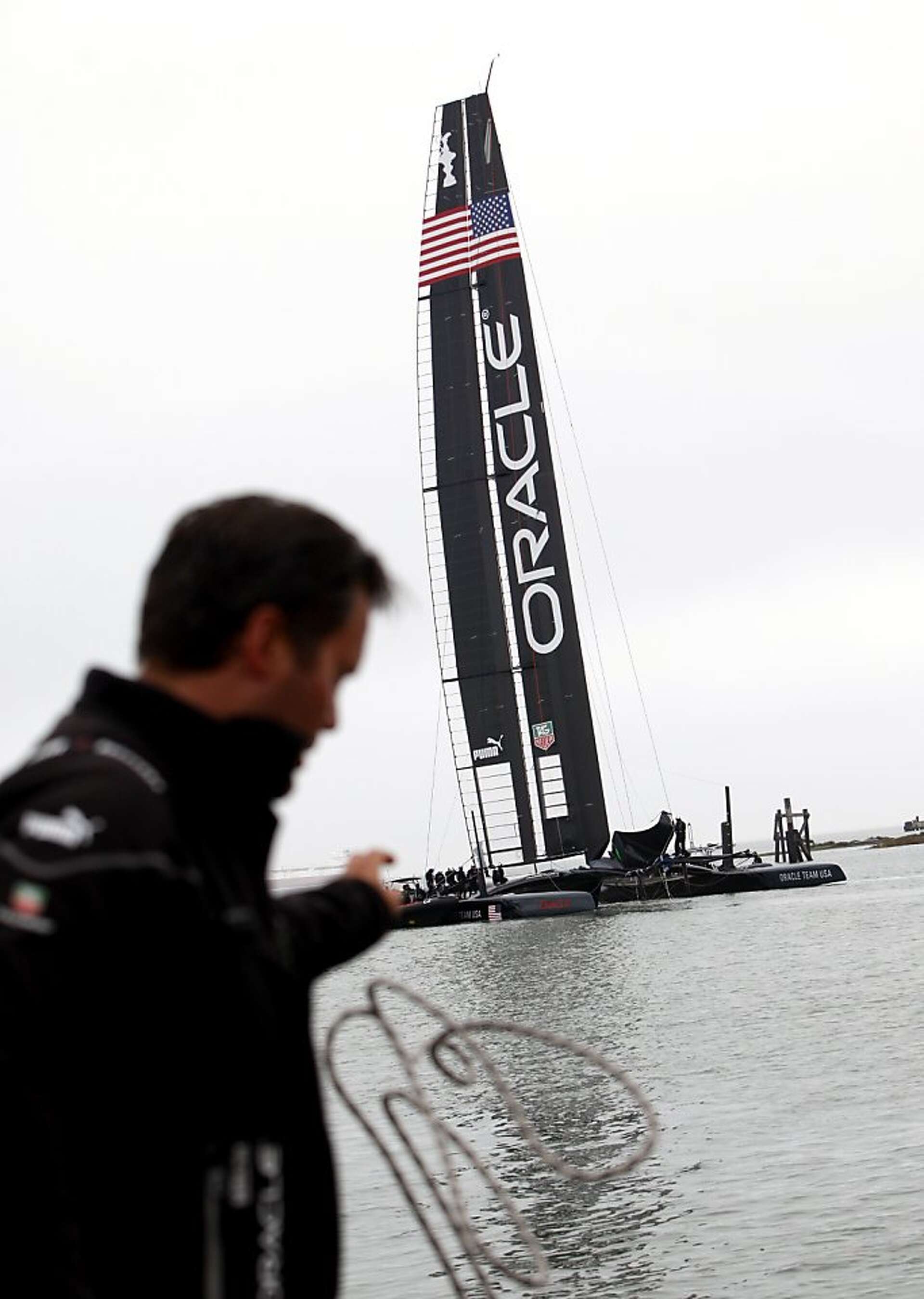 Team Oracle tests boat, drawing spies