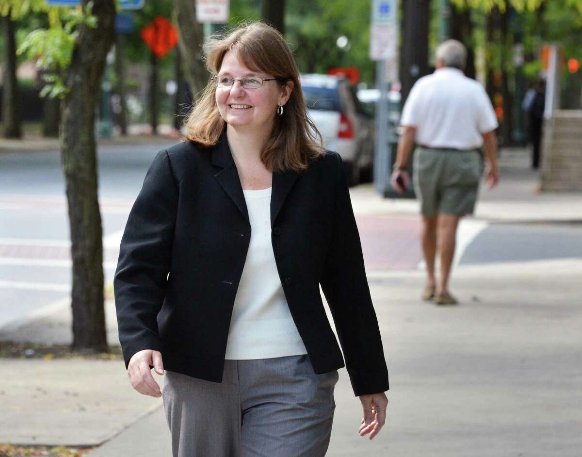 Democrat in spotlight after GOP primary