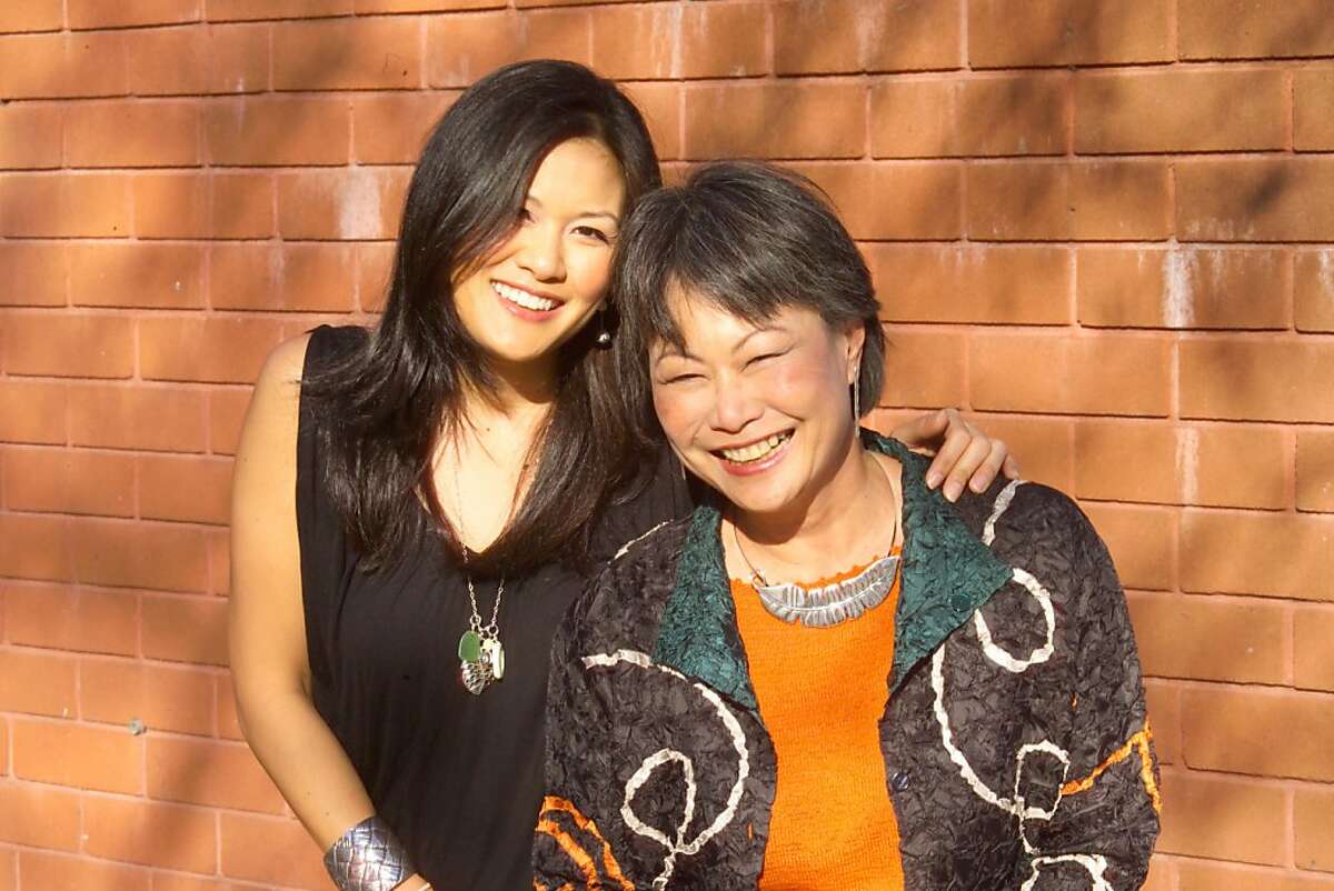 Paradisus Jewelry's dazzling flora