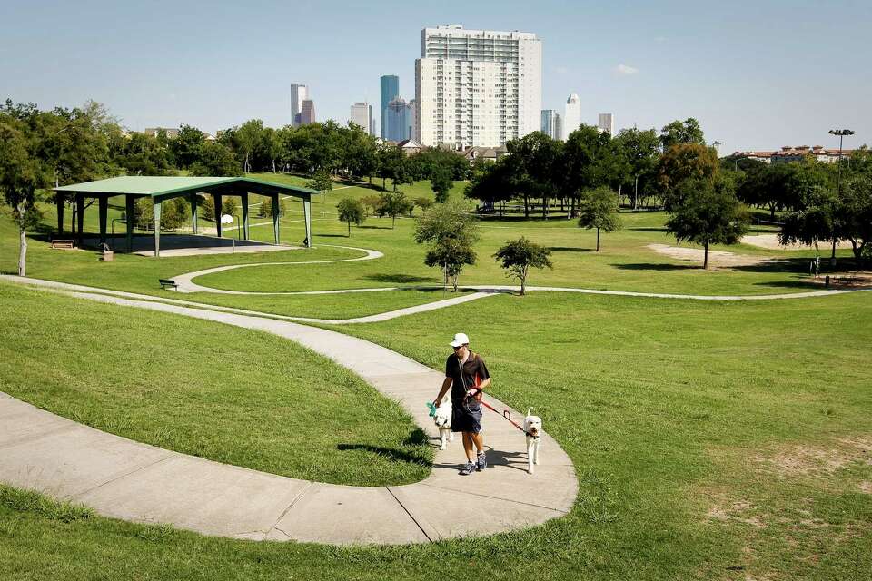 15 Houston parks perfect for spring