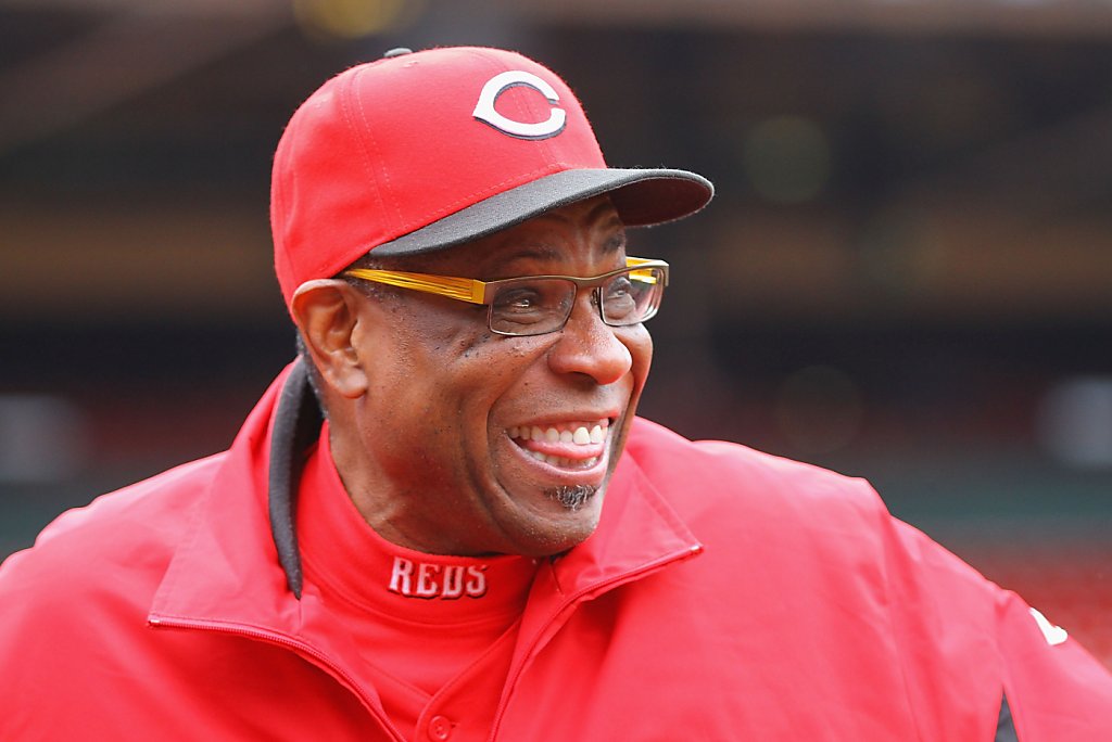 Dusty Baker reassumes Reds' reins