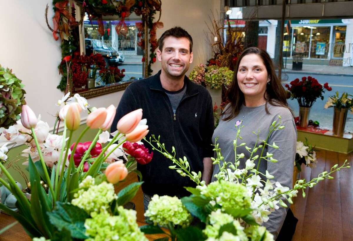 Designer weds vision with flowers