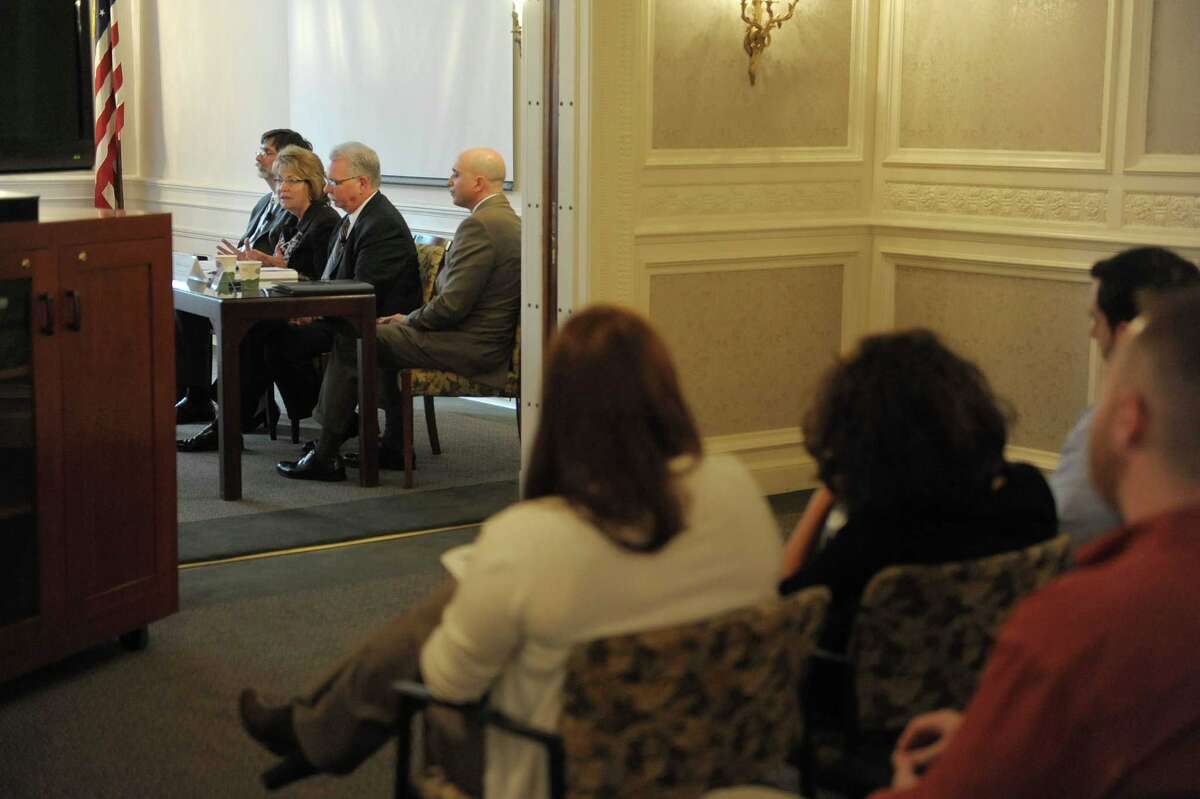 State budget's aim is low growth