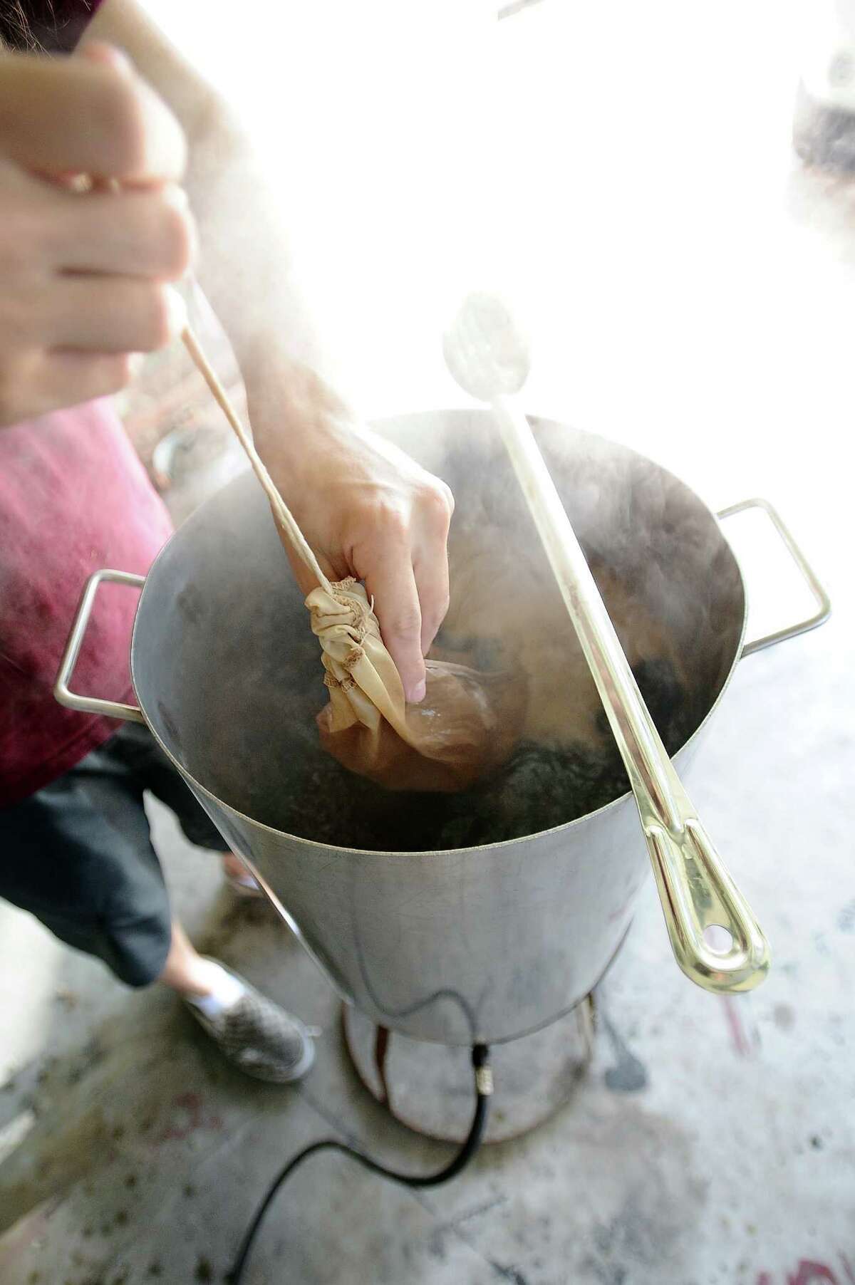 BREWSDAY: How to brew a Black IPA