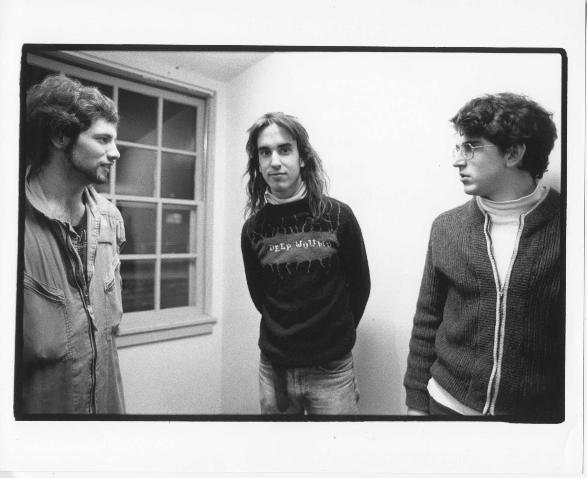 Lou Barlow of Dinosaur Jr, Folk Implosion to play a backyard (in Houston)