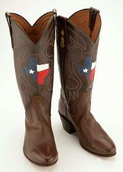 Legendary Houston boot maker Rocky Carroll has died