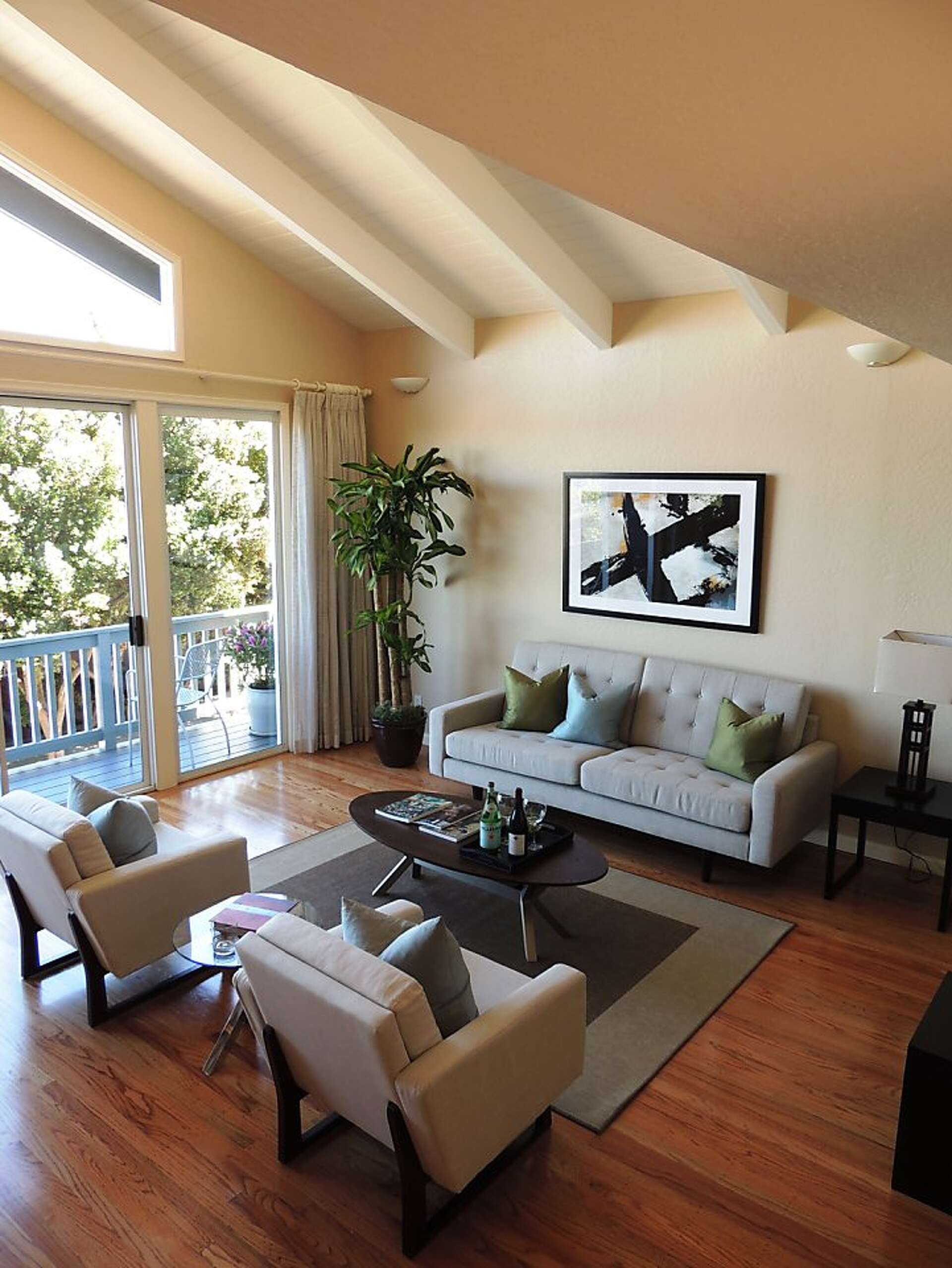 Beacon Street tri-level offers city views, all-new kitchen