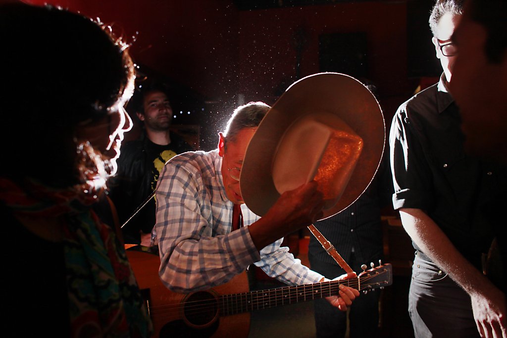 Toshio Hirano's country yodel