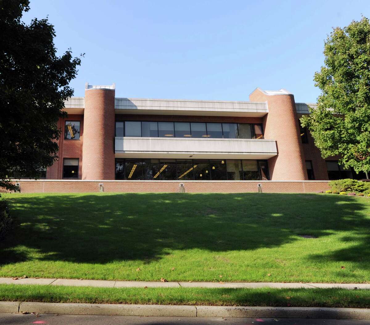 Greenwich losing Maxum Petroleum headquarters to the South