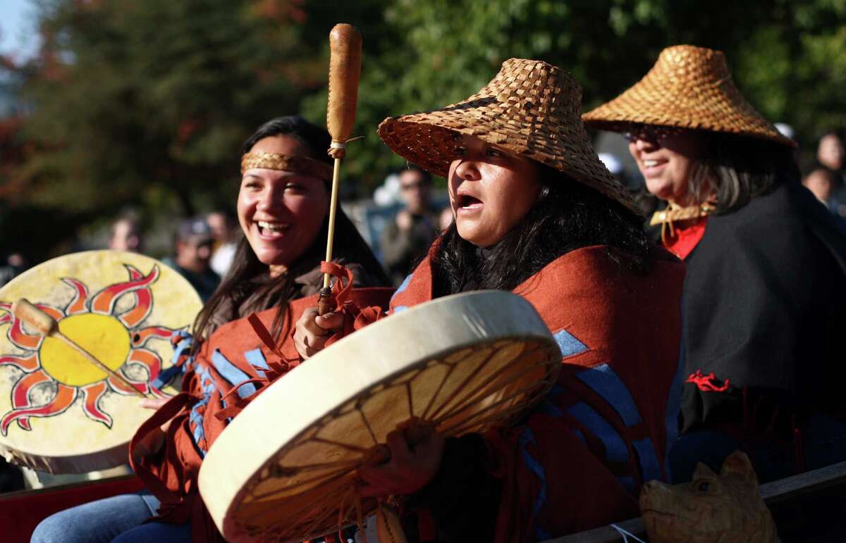 Issaquah Salmon days festival and parade