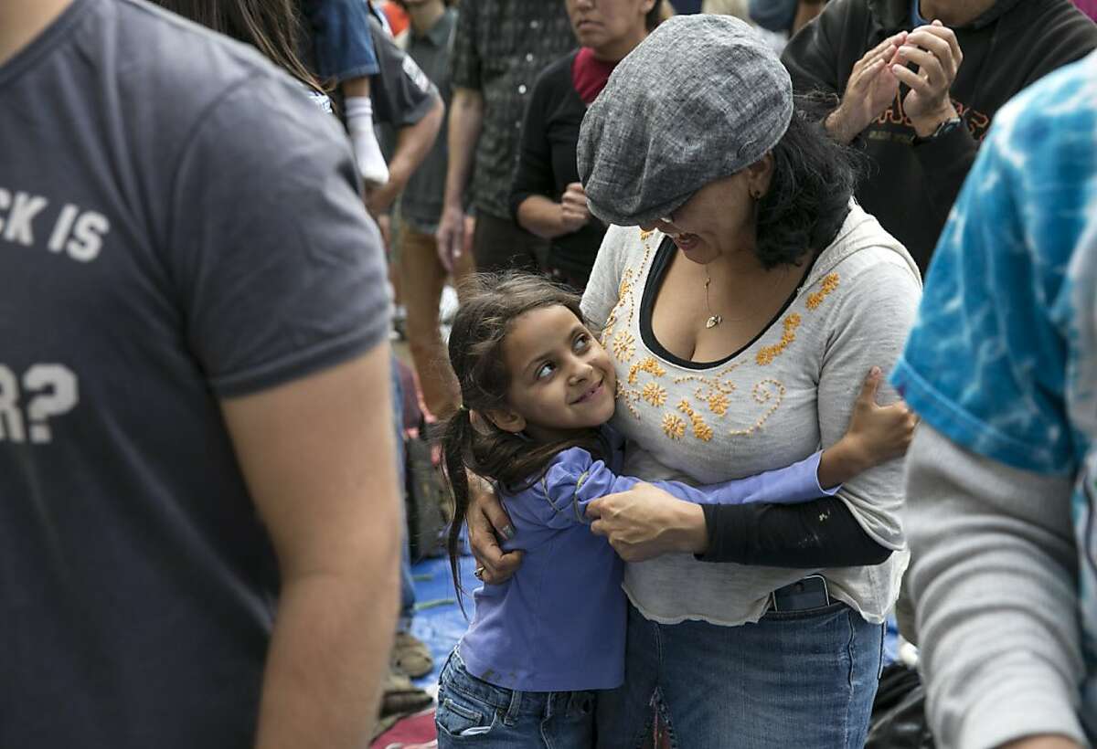 S.F.'s jam-packed weekend ends smoothly