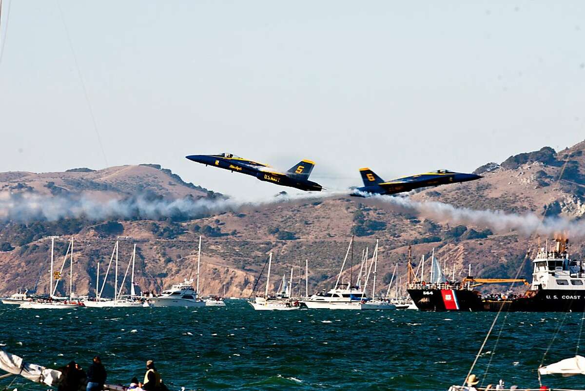 S.F.'s jam-packed weekend ends smoothly