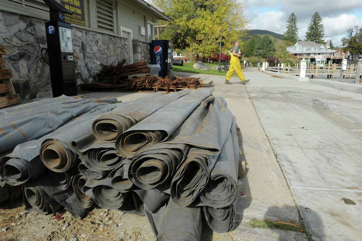 Photos: Battling lake invaders