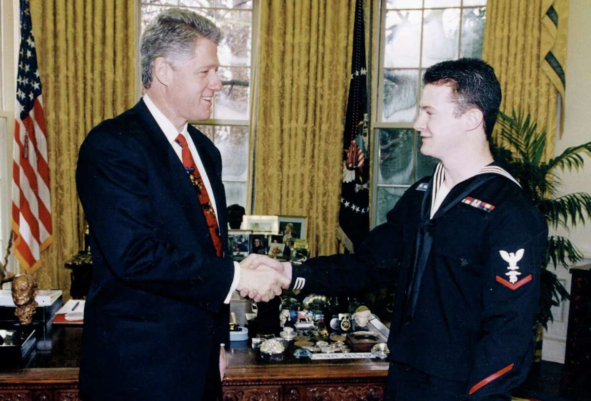 Soldier-turned-comic to perform