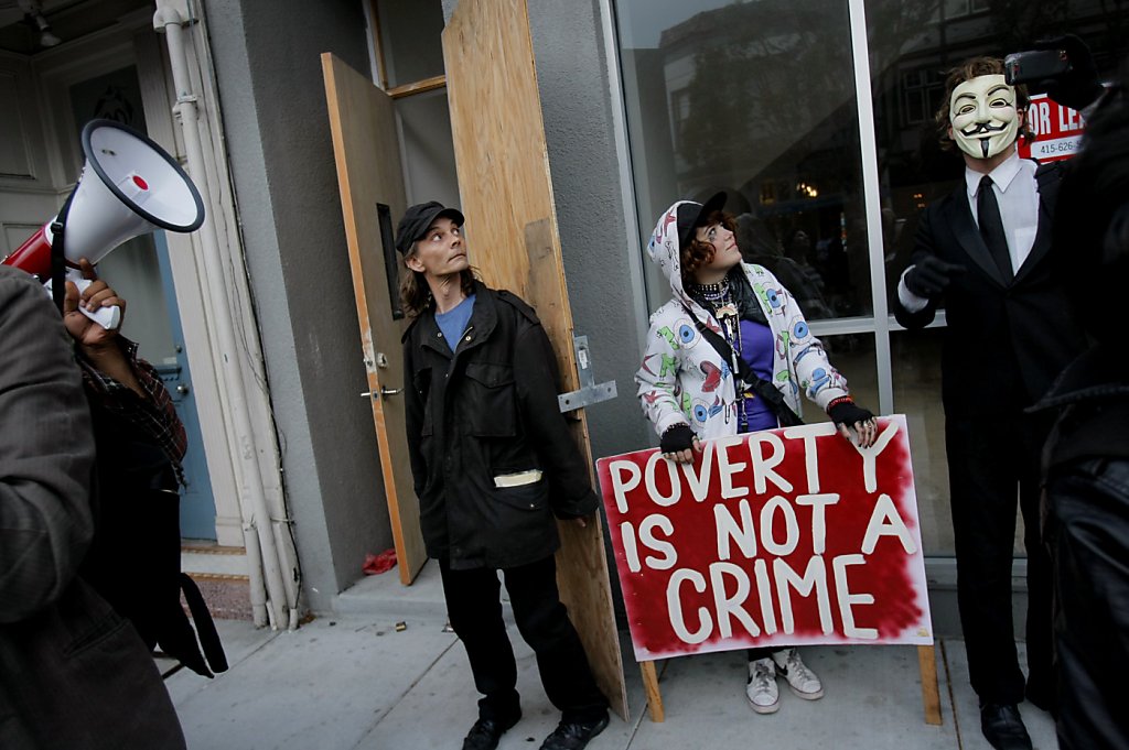 20 arrested in housing protest in Castro
