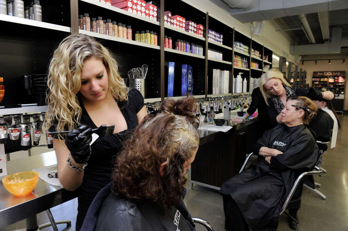 Paul Mitchell opens school in CityCenter