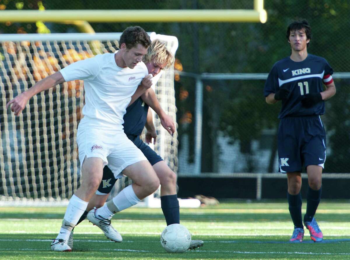 St. Luke's earns last-minute tie with King