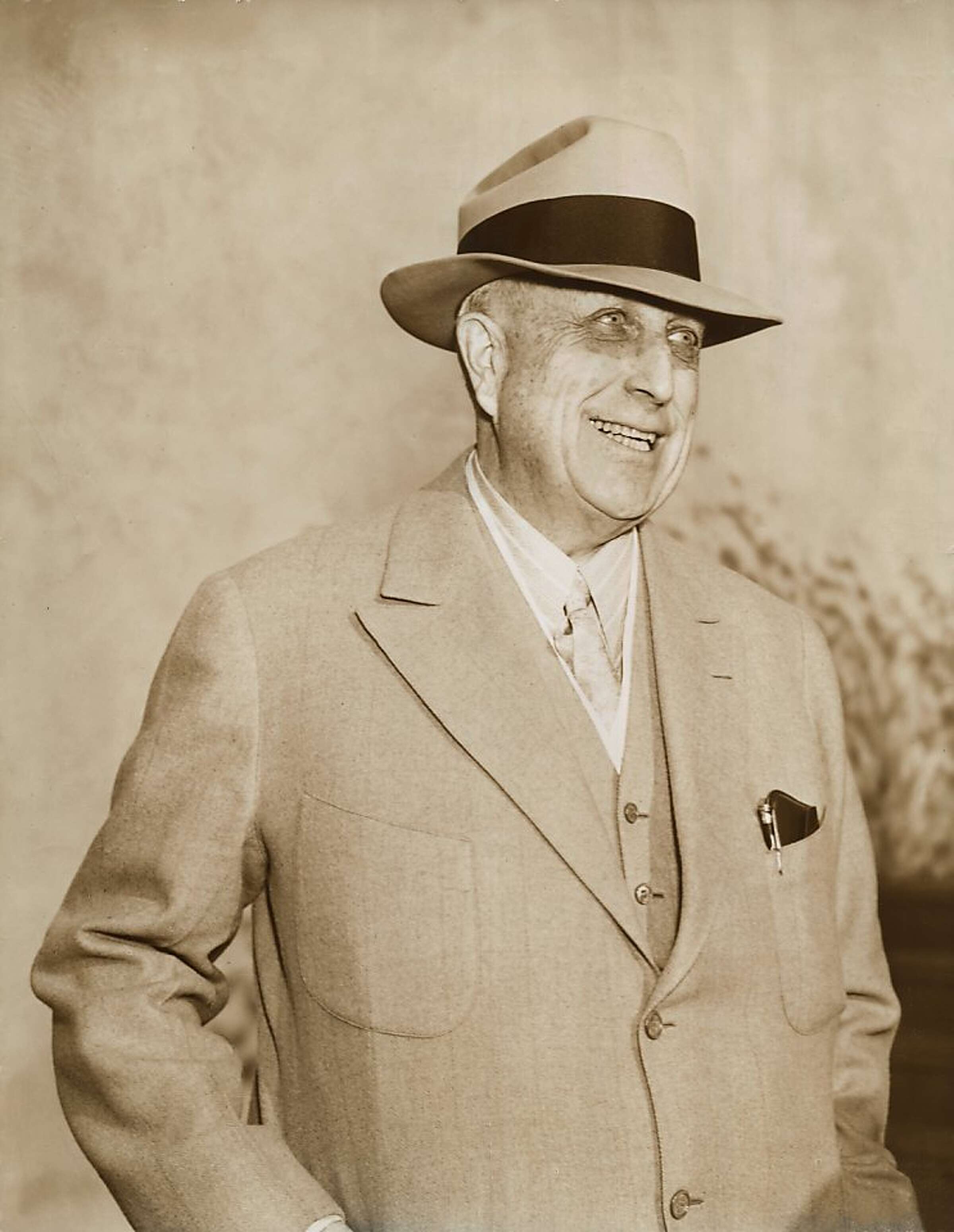 3 Hearst kin recall growing up at Castle